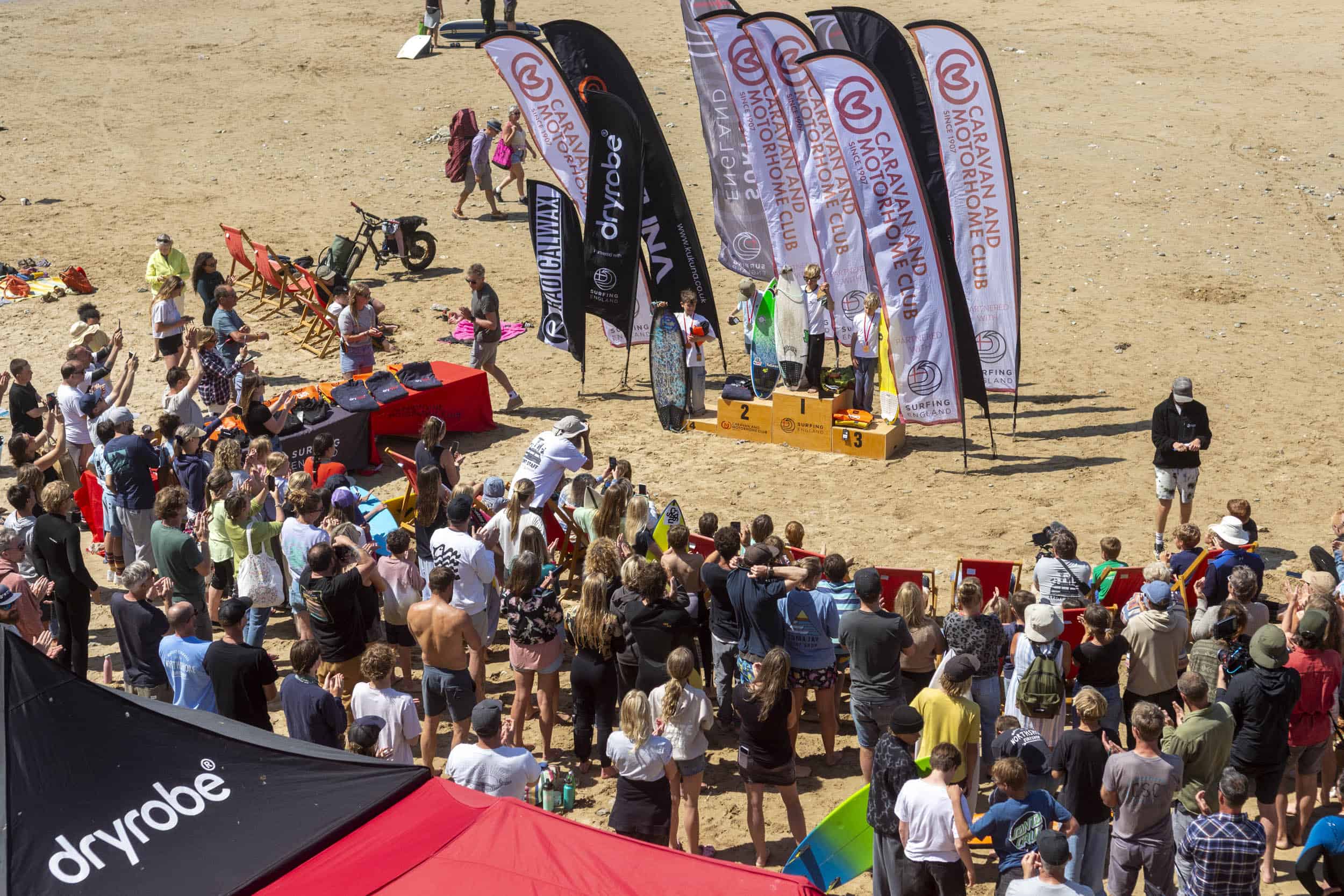 Junior Shortboarders and Longboarders Surfing Competitors Shine ...